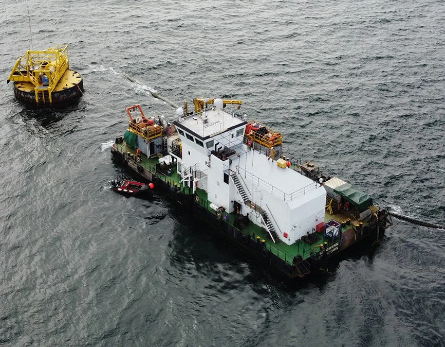 Diving support barges