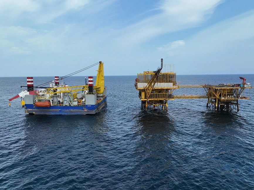 Dixstone Marine – Support with Our Offshore Vessel Fleet