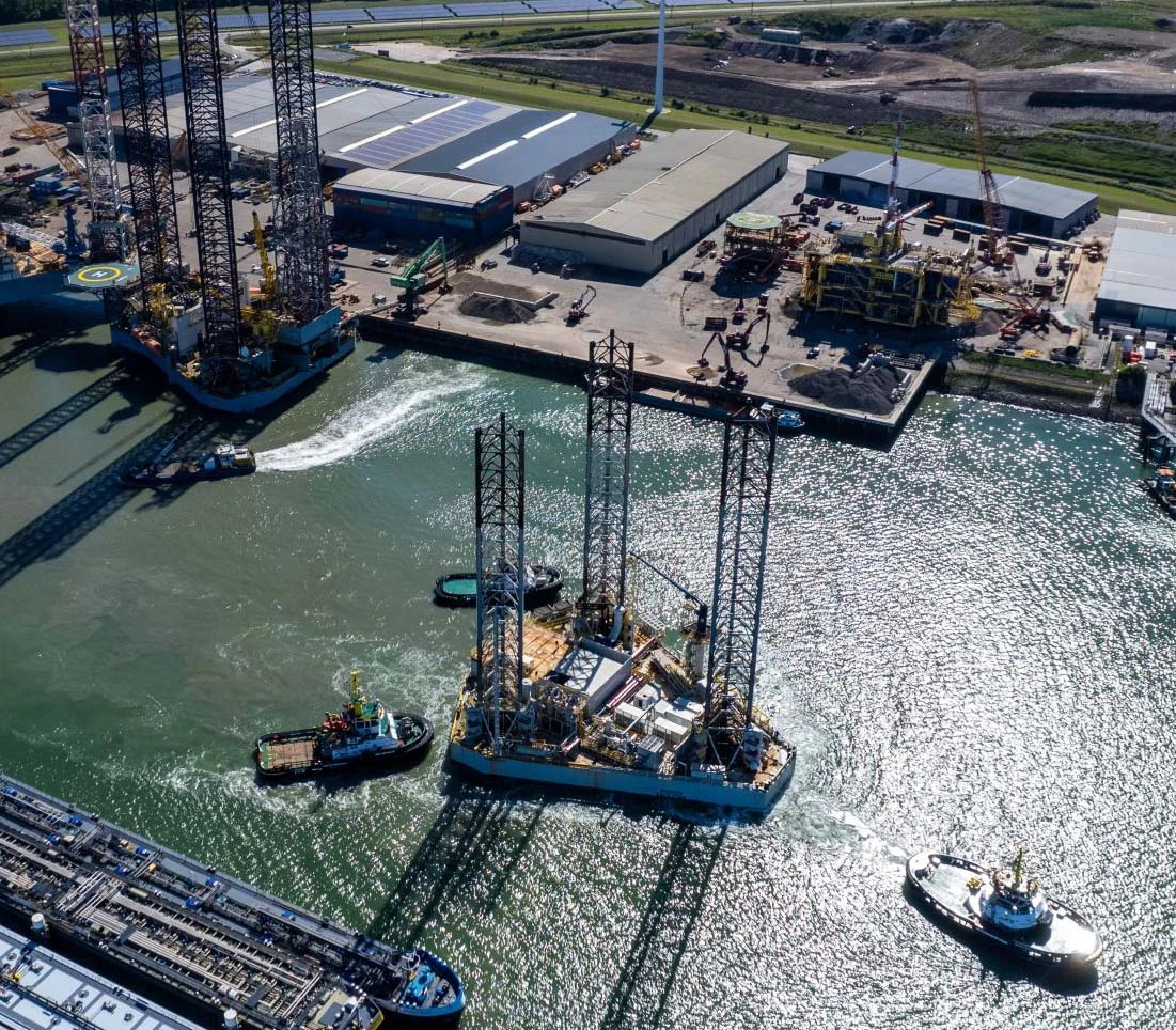 Turnkey solutions for offshore drilling and well operations